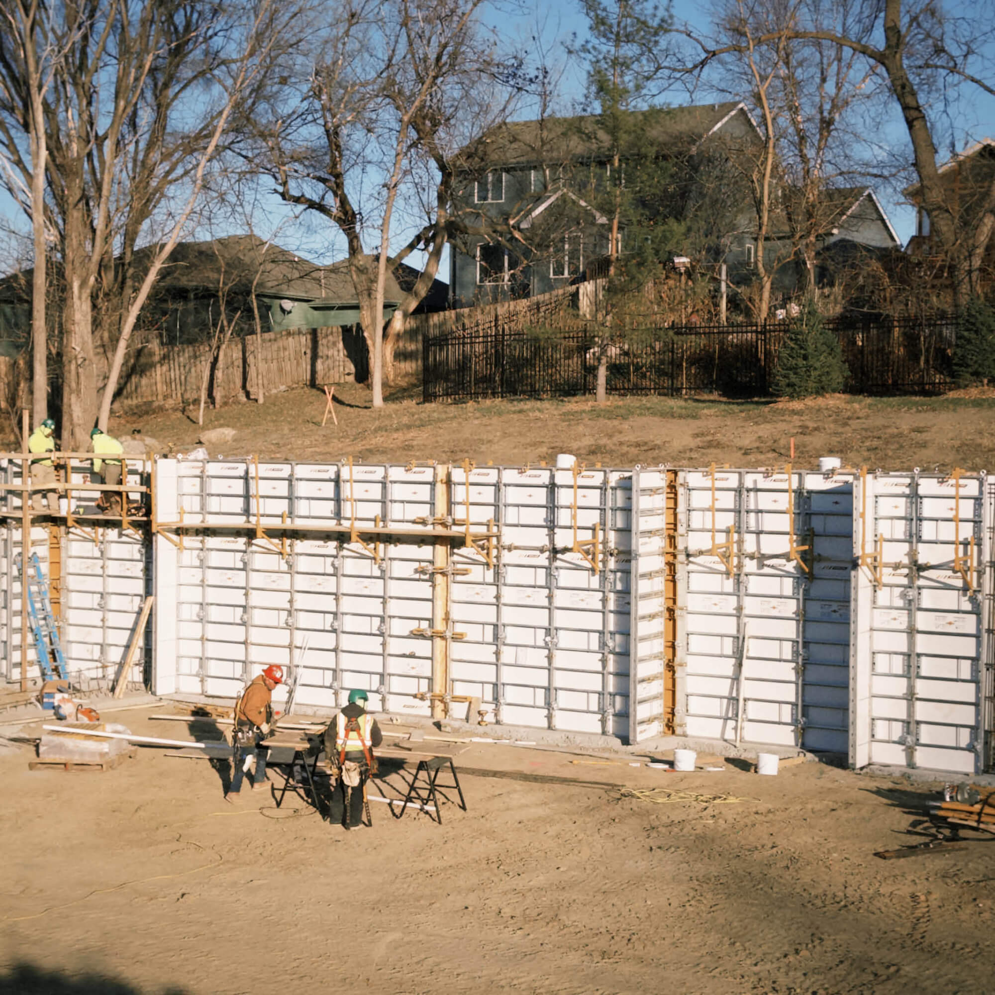 EFCO's RAPID CAST: Lightweight, High-Capacity Concrete Formwork System